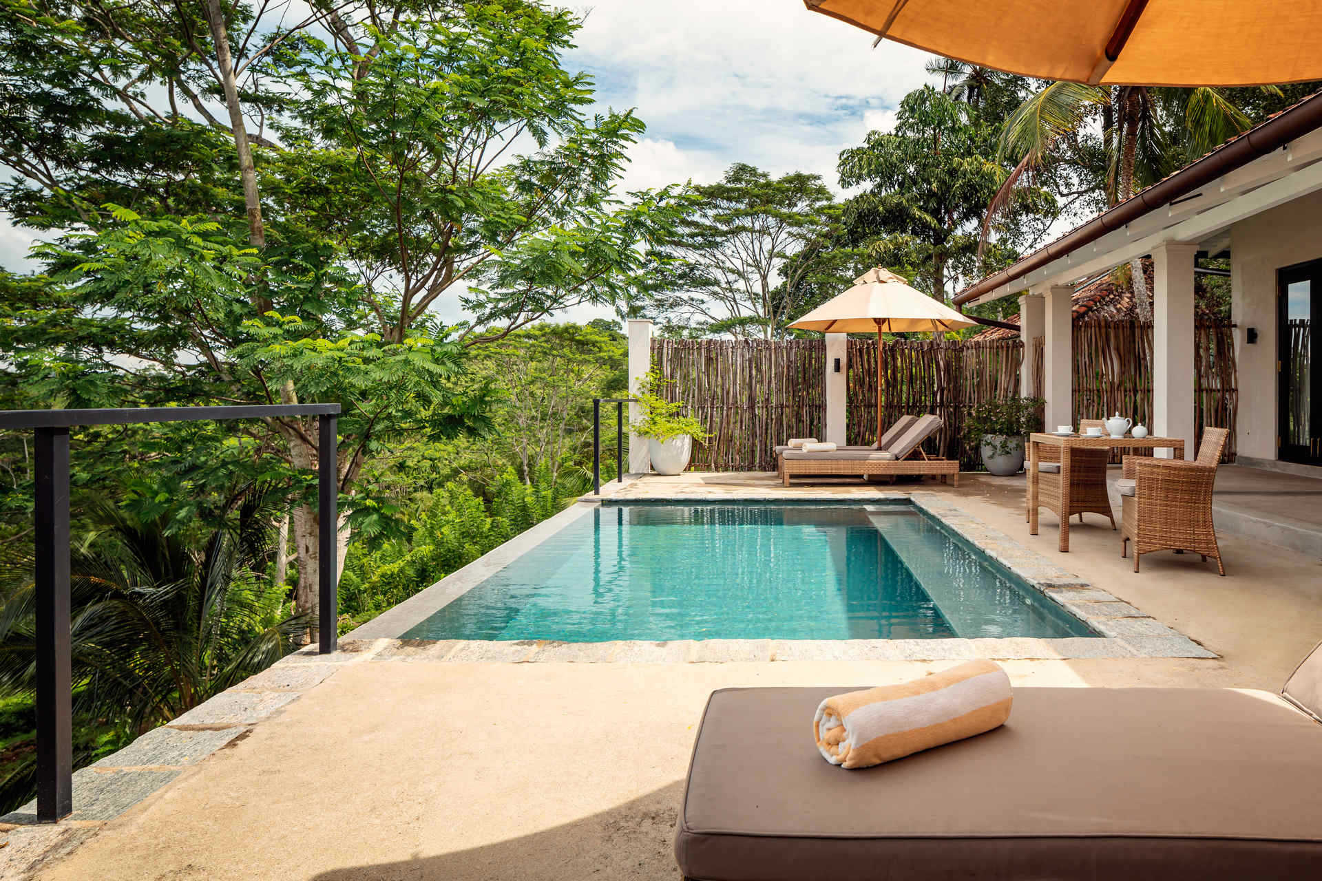 Boutique Hotel In Koggala | Kahanda Kanda | Sri Lanka